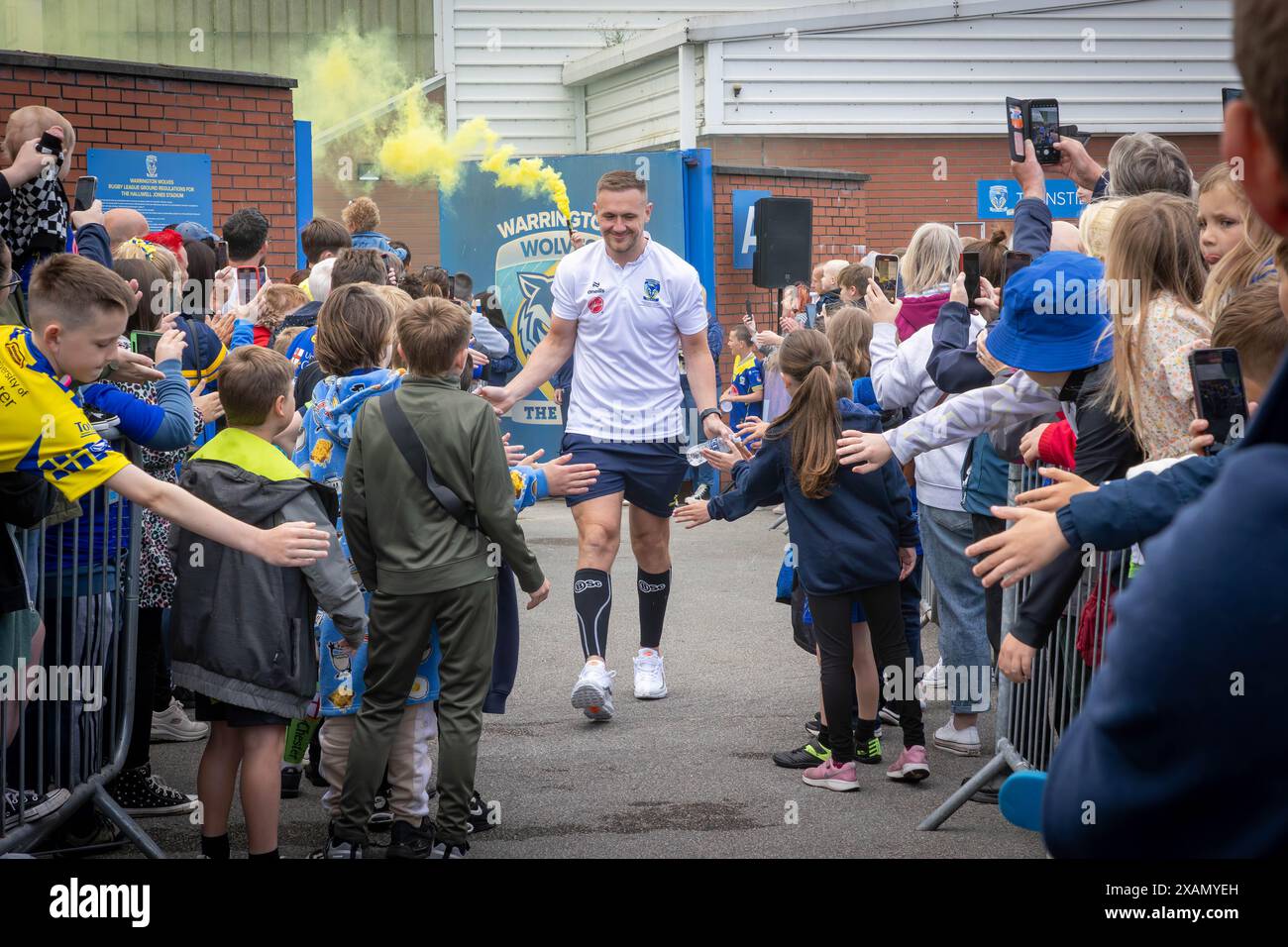 Warrington, Cheshire, UK. 06th June, 2024. Warrington Wolves left the ...