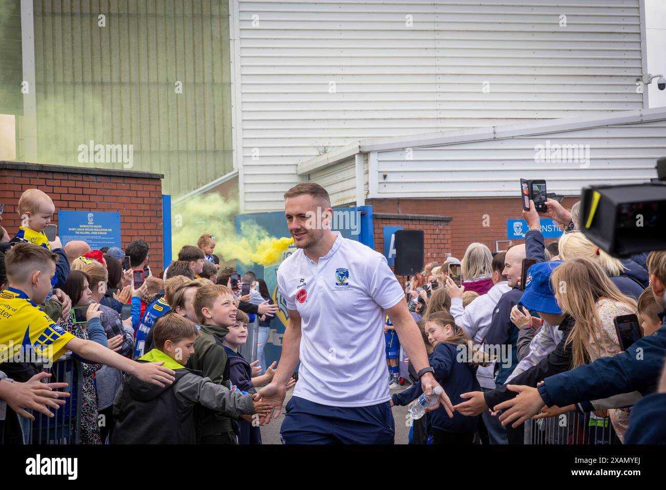 Warrington, Cheshire, UK. 06th June, 2024. Warrington Wolves left the ...