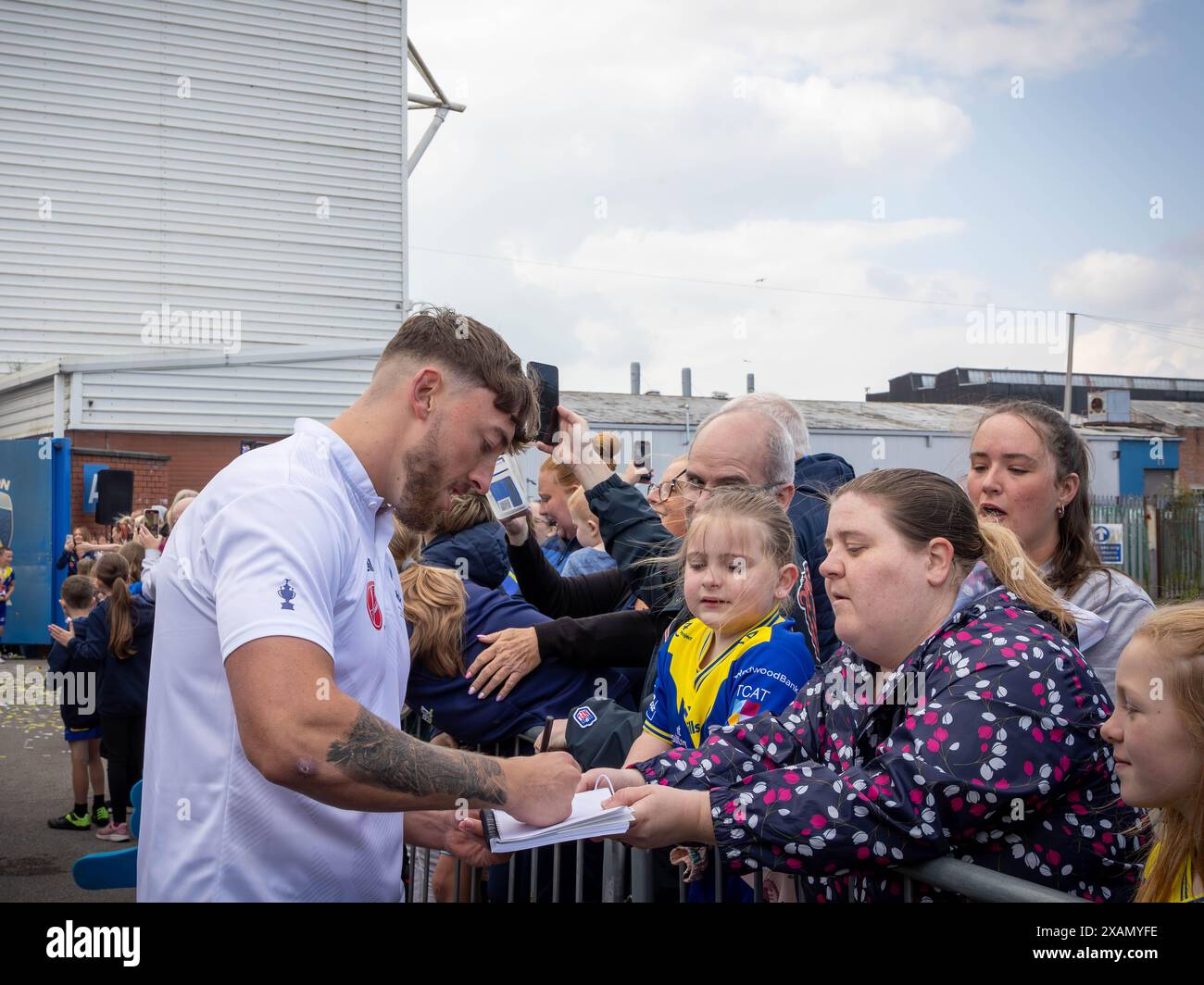Warrington, Cheshire, UK. 06th June, 2024. Warrington Wolves left the ...