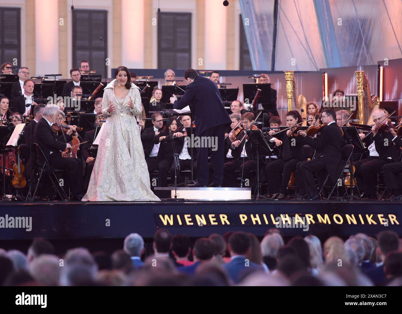 Vienna, Austria. 7th June, 2024. Singer Lise Davidsen (Front) sings as ...