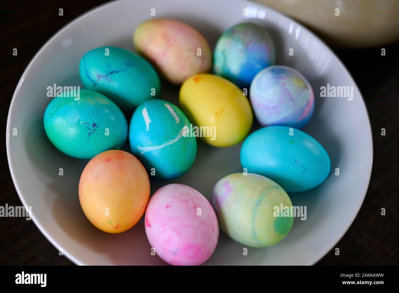 Coloring bunny hi-res stock photography and images - Alamy