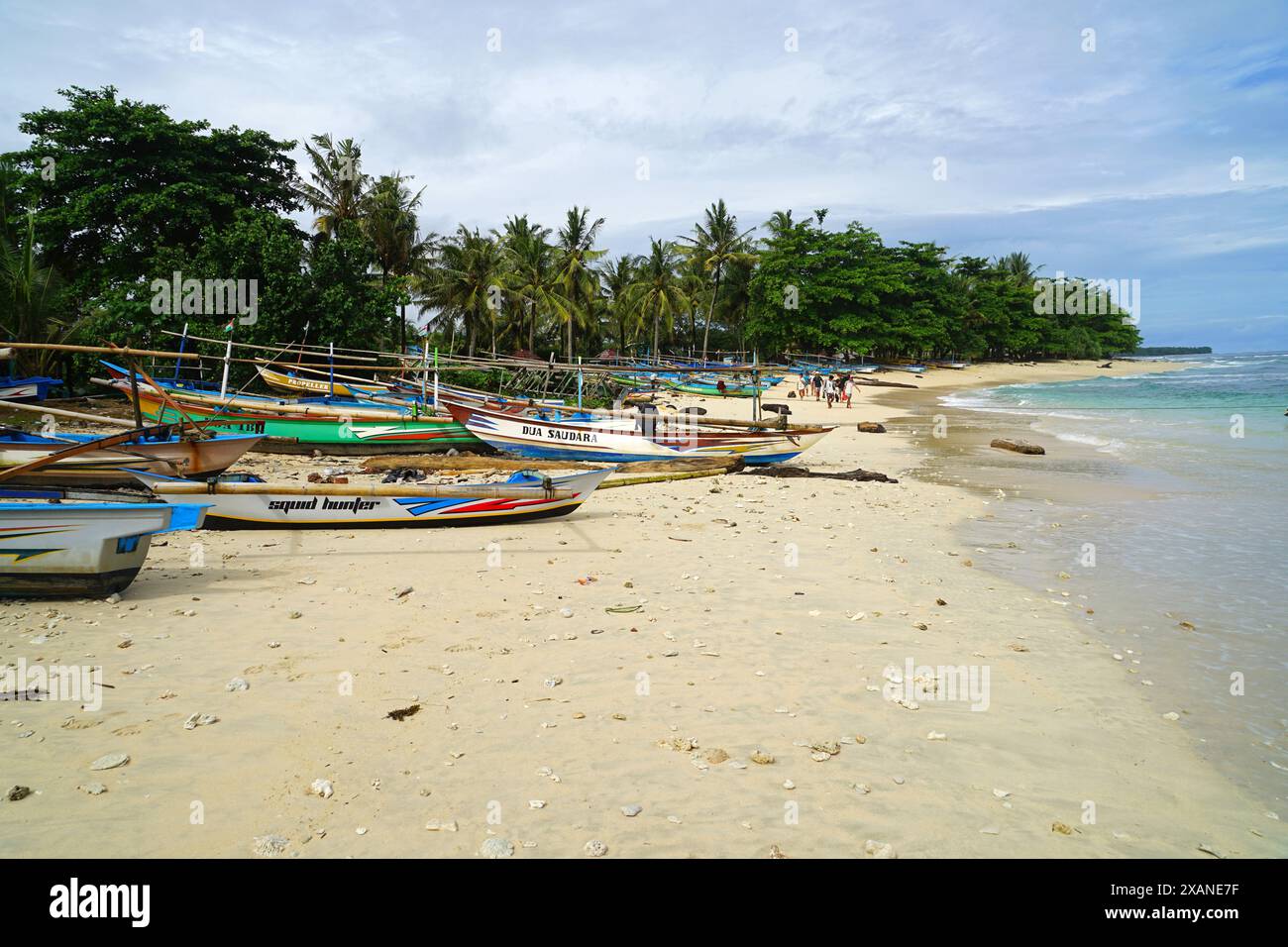 Pantai Labuan Jukung Beach, Krui, Pesisir Barat, Lampung, Indonesia ...