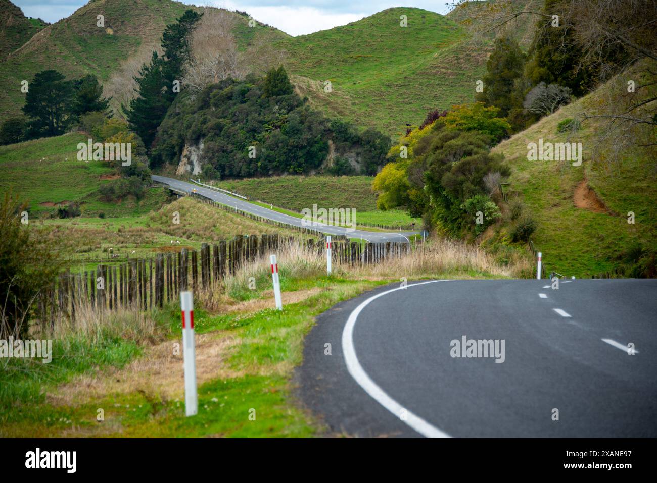 Rolling highway hi-res stock photography and images - Alamy