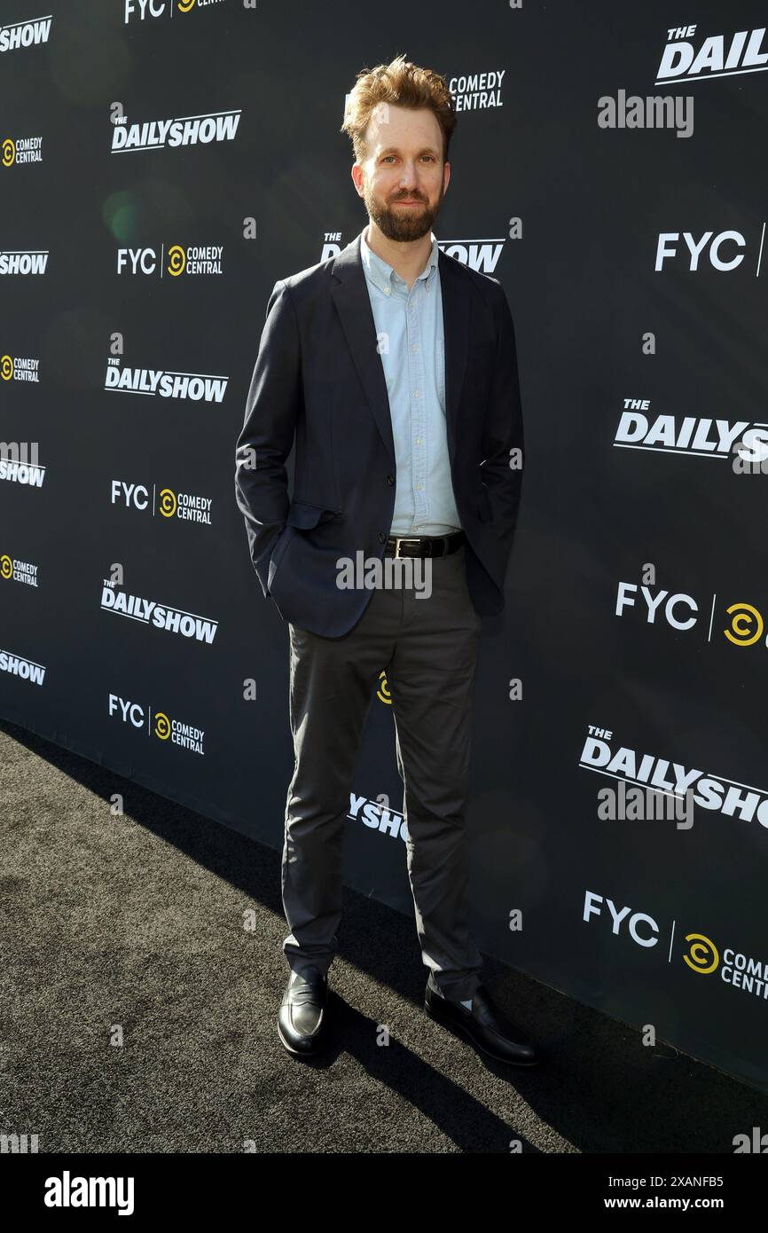 Los Angeles, Ca. 7th June, 2024. Jordan Klepper at the 2024 Emmy ...