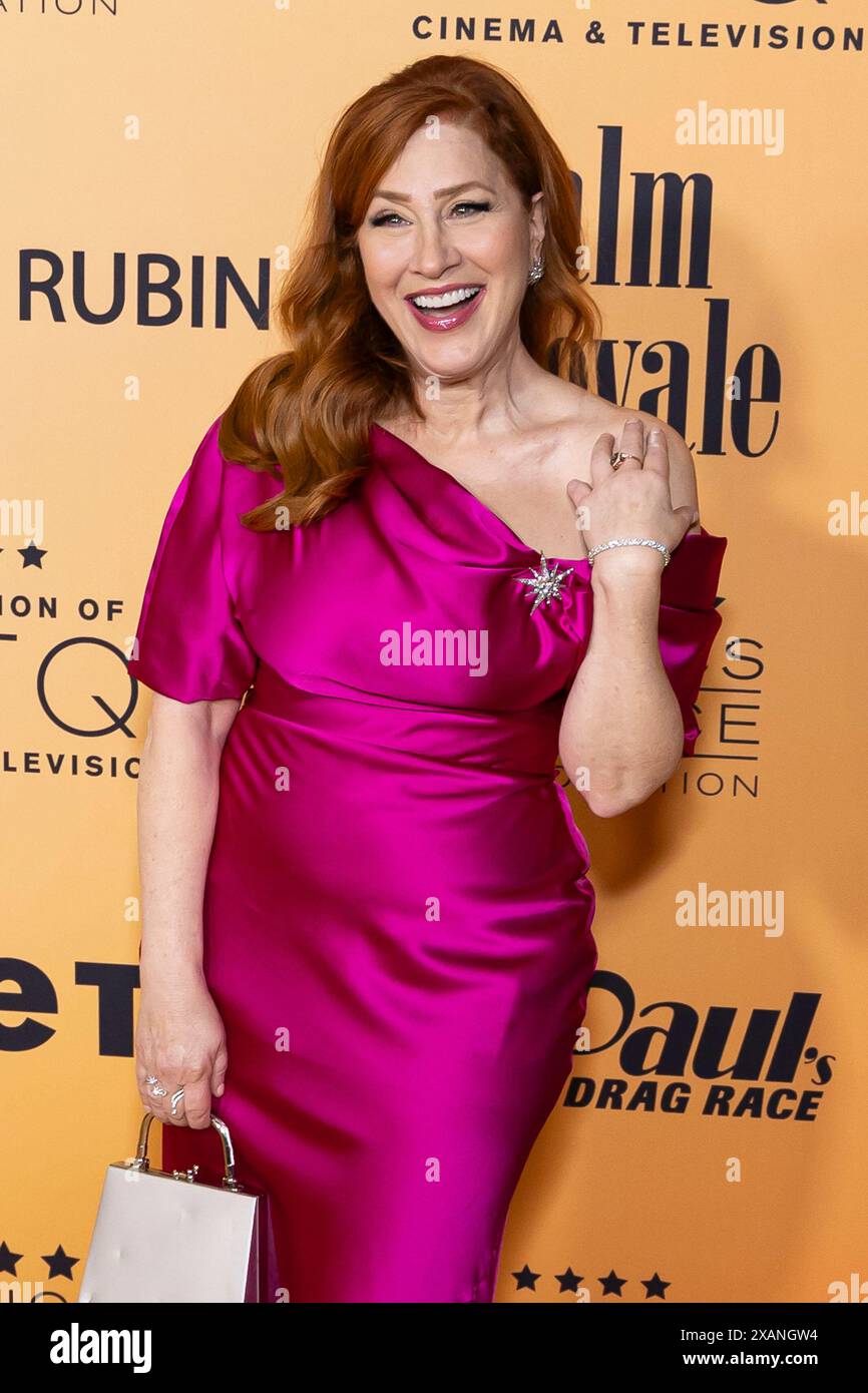 Lisa Ann Walter Attends The Arrivals Of The Critics Choice Associations Inaugural Celebration