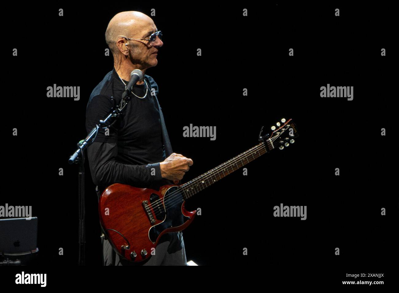 May 6, 2024, San Diego, California, USA: Guitarist Simon Townshend ...