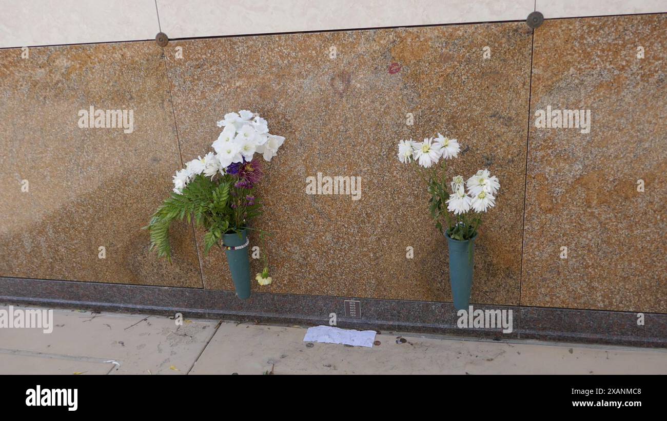 Los Angeles, California, USA 6th June 2024 Actor Matthew PerryÕs Grave ...