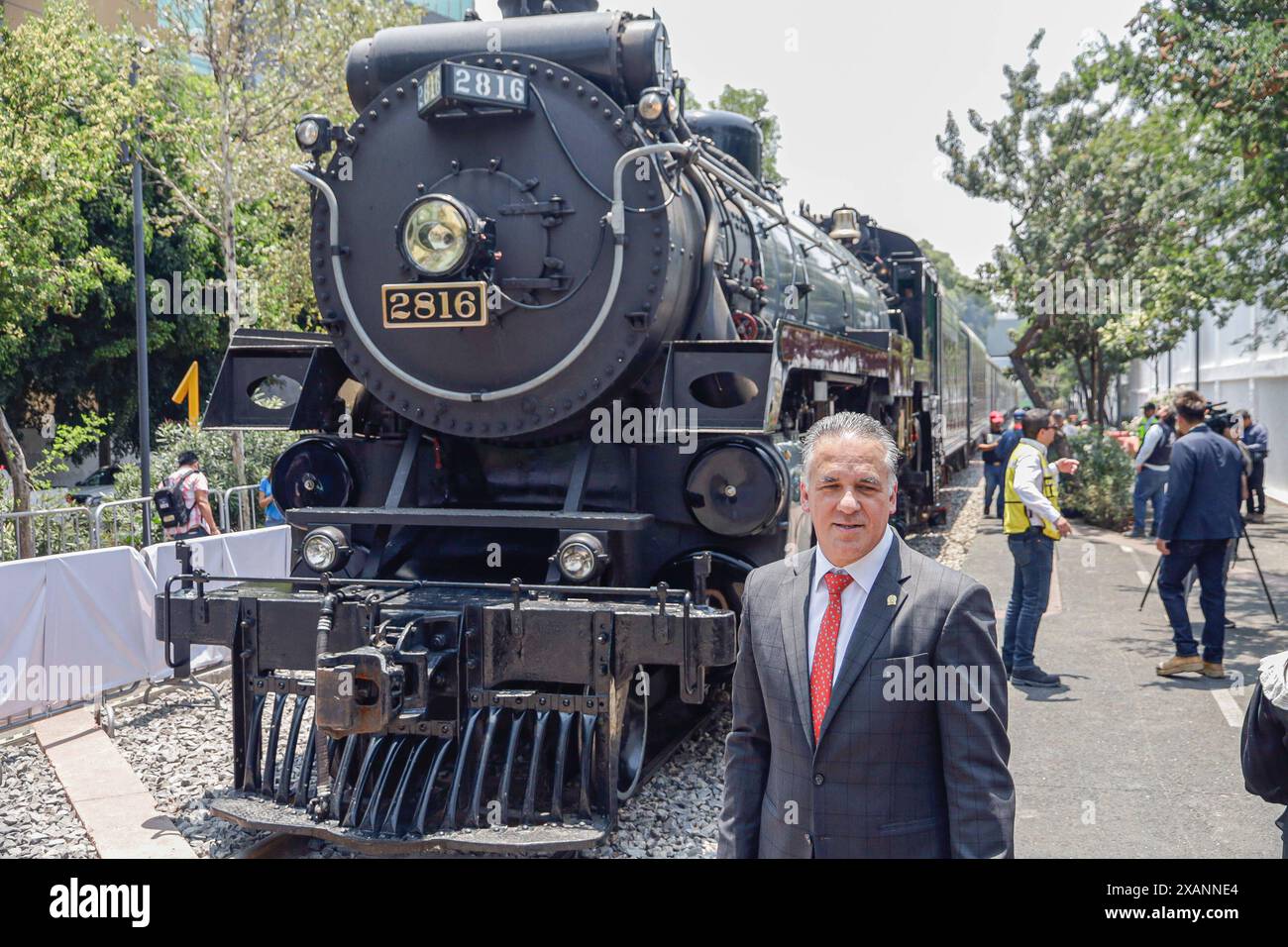 Final Spike Steam Tour Oscar Augusto Del Cueto, president of Kansas ...
