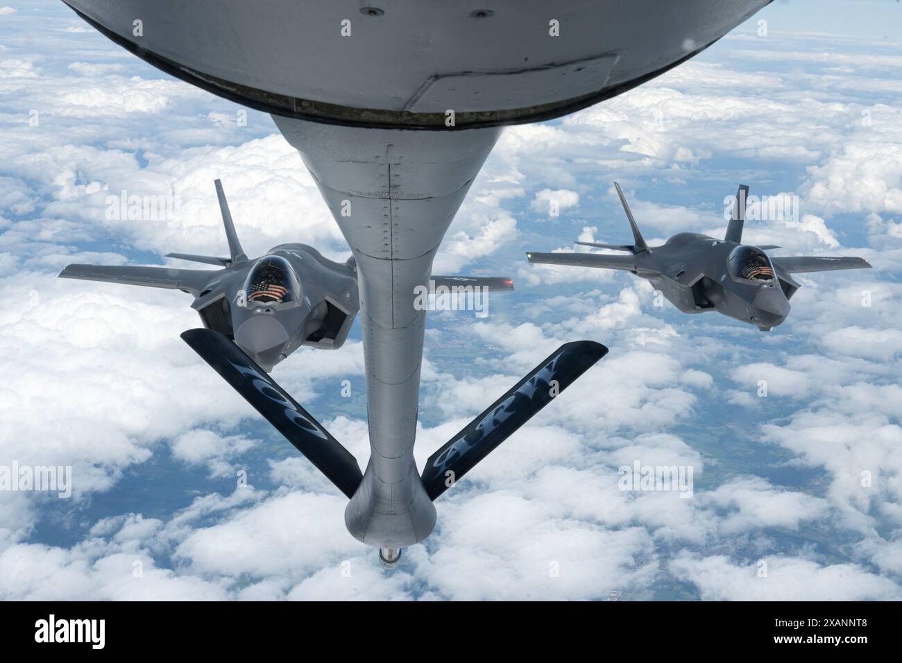 Two U.S. Air Force F-35 Lightning IIs from the 48th Fighter Wing, Royal ...