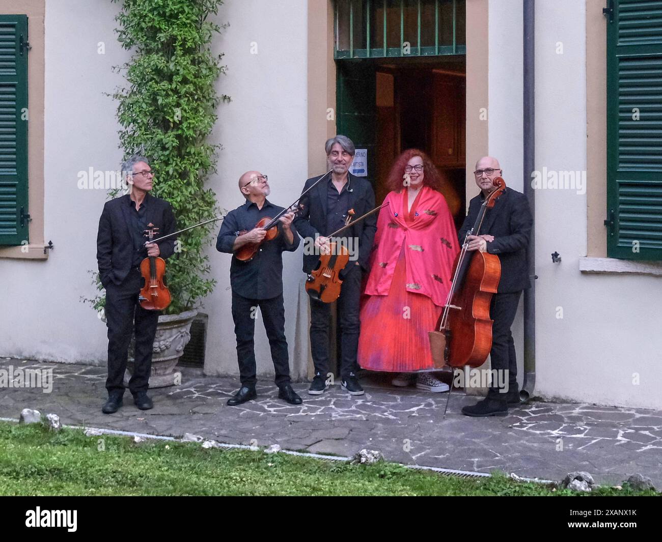 Italian singer Music Concert - SARAH JANE MORRIS & SOLIS STRING QUARTET ...
