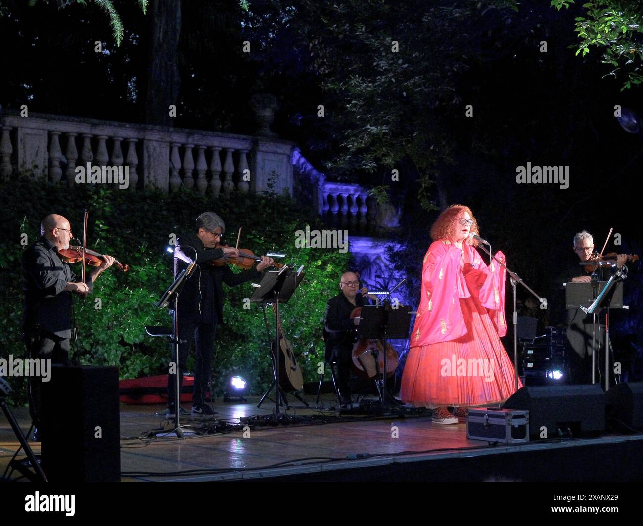 Italian singer Music Concert - SARAH JANE MORRIS & SOLIS STRING QUARTET ...
