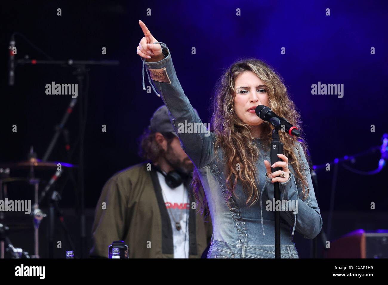 Nena band hi-res stock photography and images - Alamy