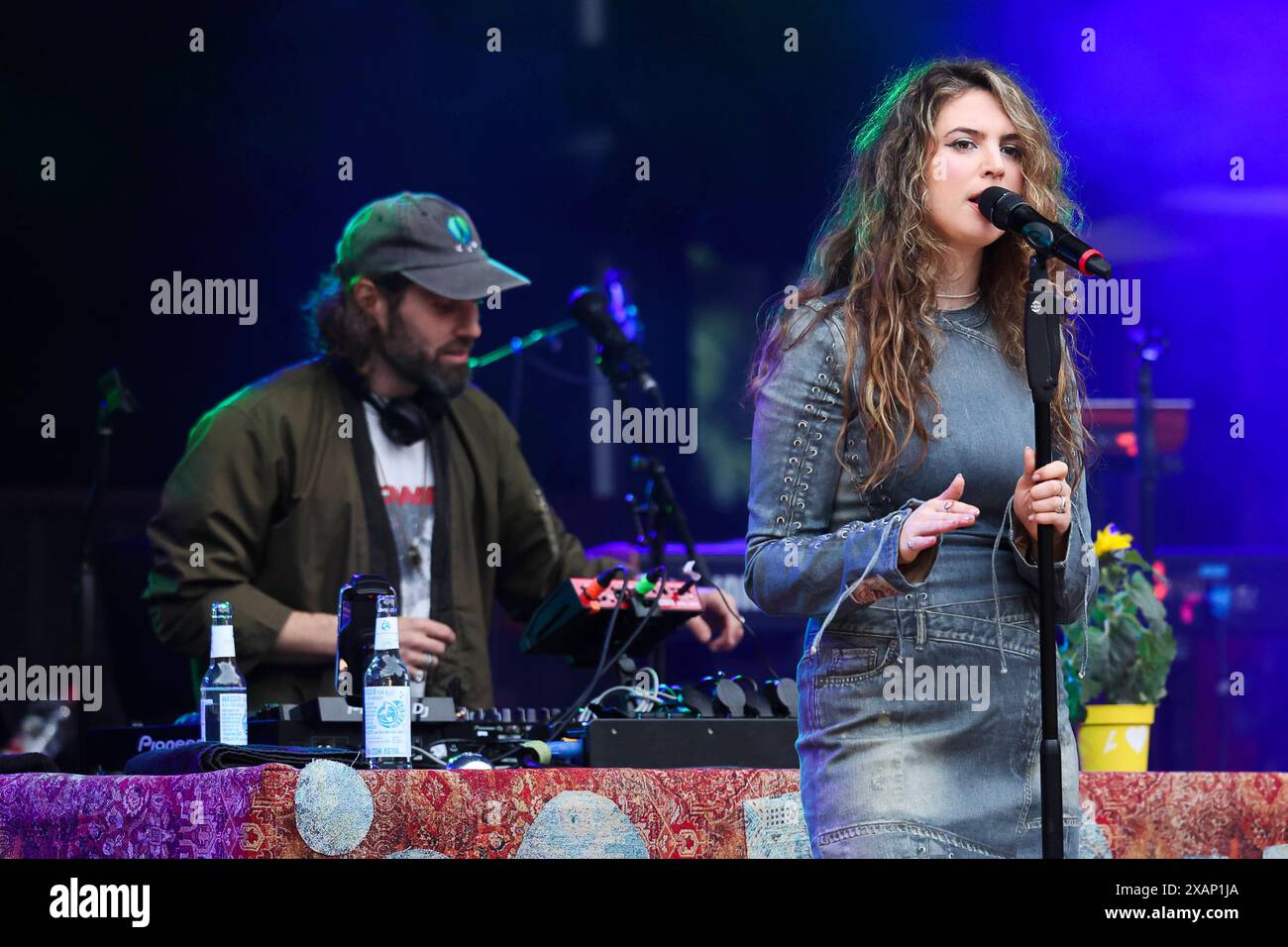 Nena band hi-res stock photography and images - Alamy