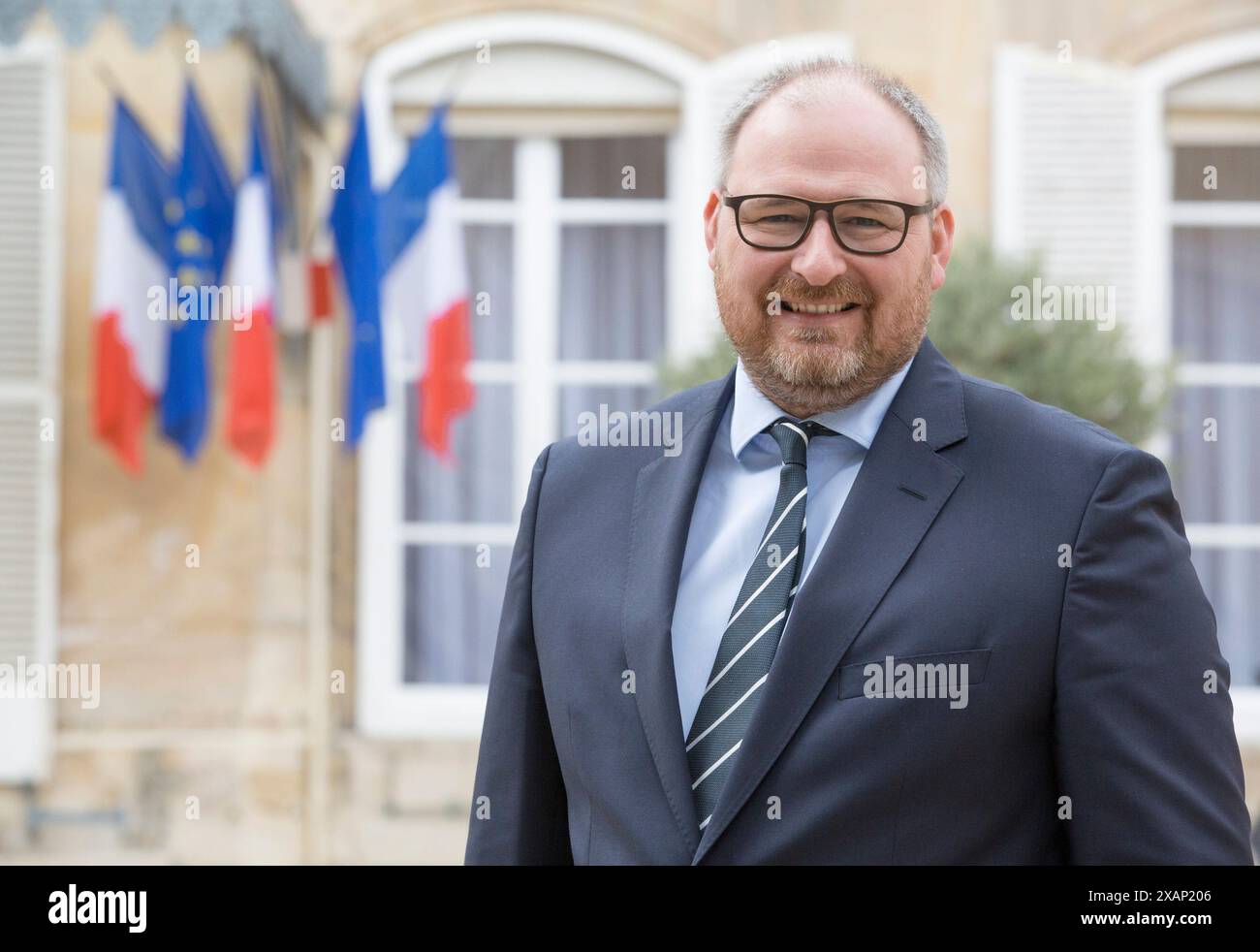 French european flags france hi-res stock photography and images - Alamy