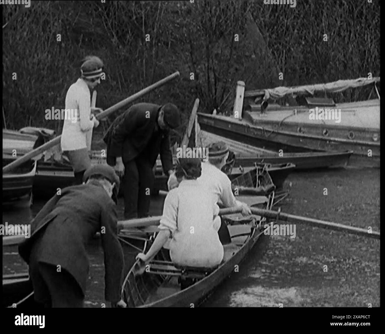 1920s rowing boat hi-res stock photography and images - Alamy