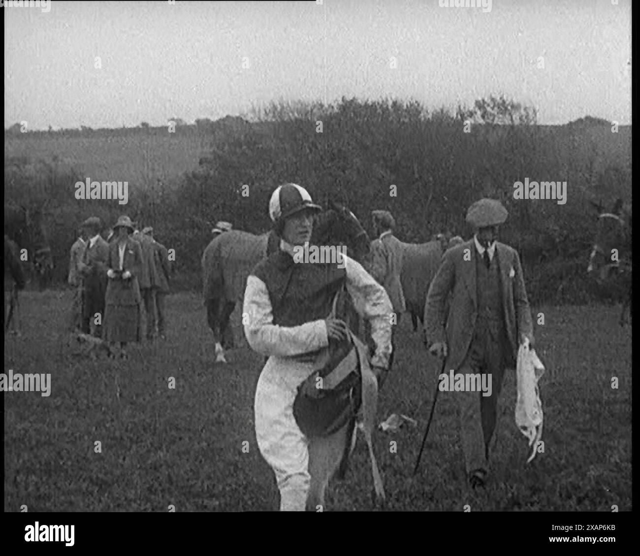 Female jockey 1920s hi-res stock photography and images - Alamy