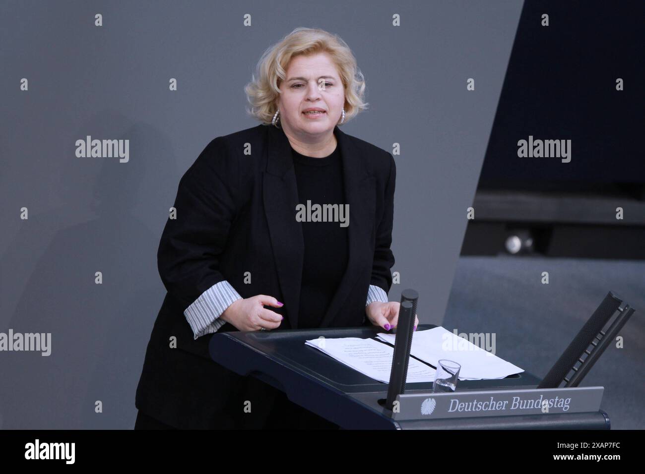 Sandra bubendorfer licht hi-res stock photography and images - Alamy