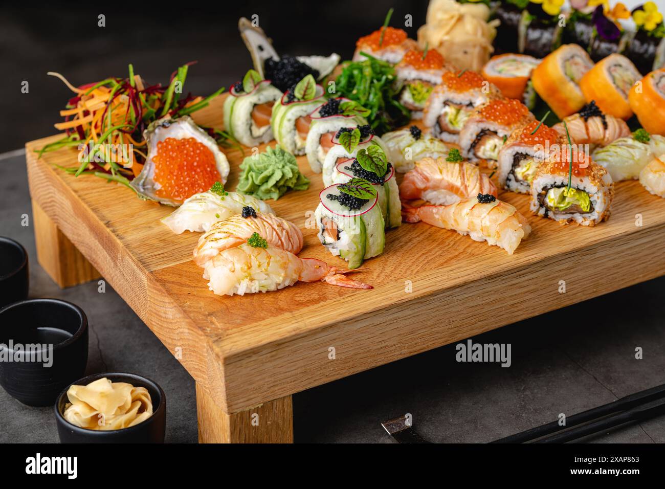 Japanese sushi set. Sushi Roll with maki and tuna, salmon, shrimp, crab ...