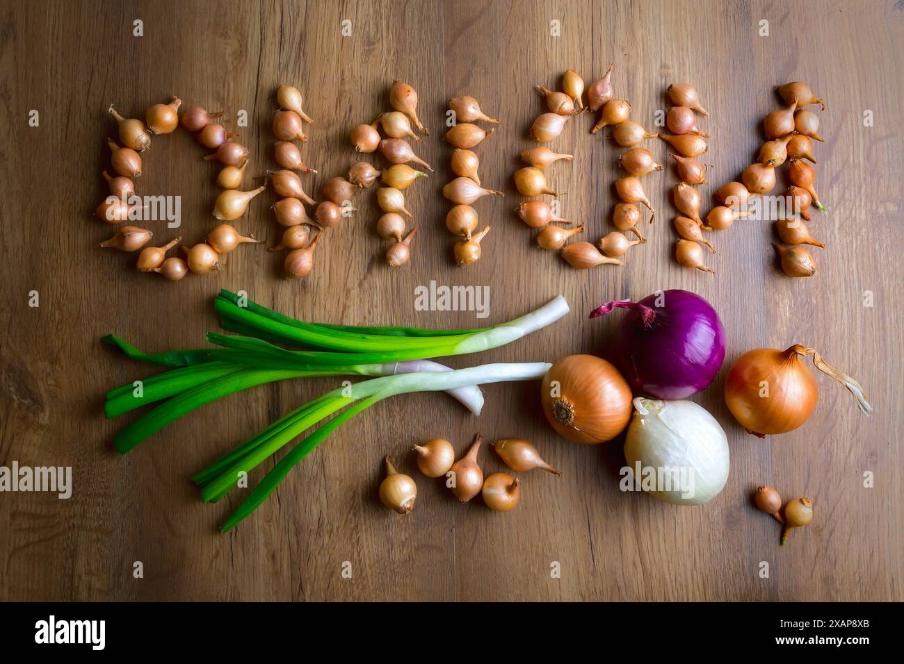 Top view harvest onion lot hi-res stock photography and images - Alamy