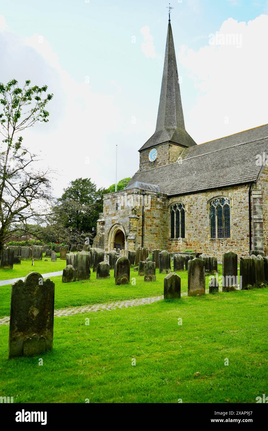 St Peter and St Paul Church and surrounding churchyard Stock Photo - Alamy