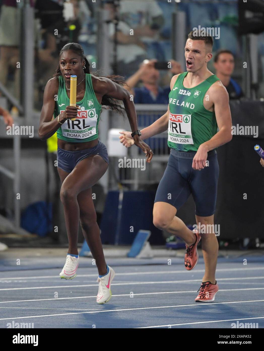 Rhasidat Adeleke and Chris O'Donnell of Ireland celebrate there win in ...