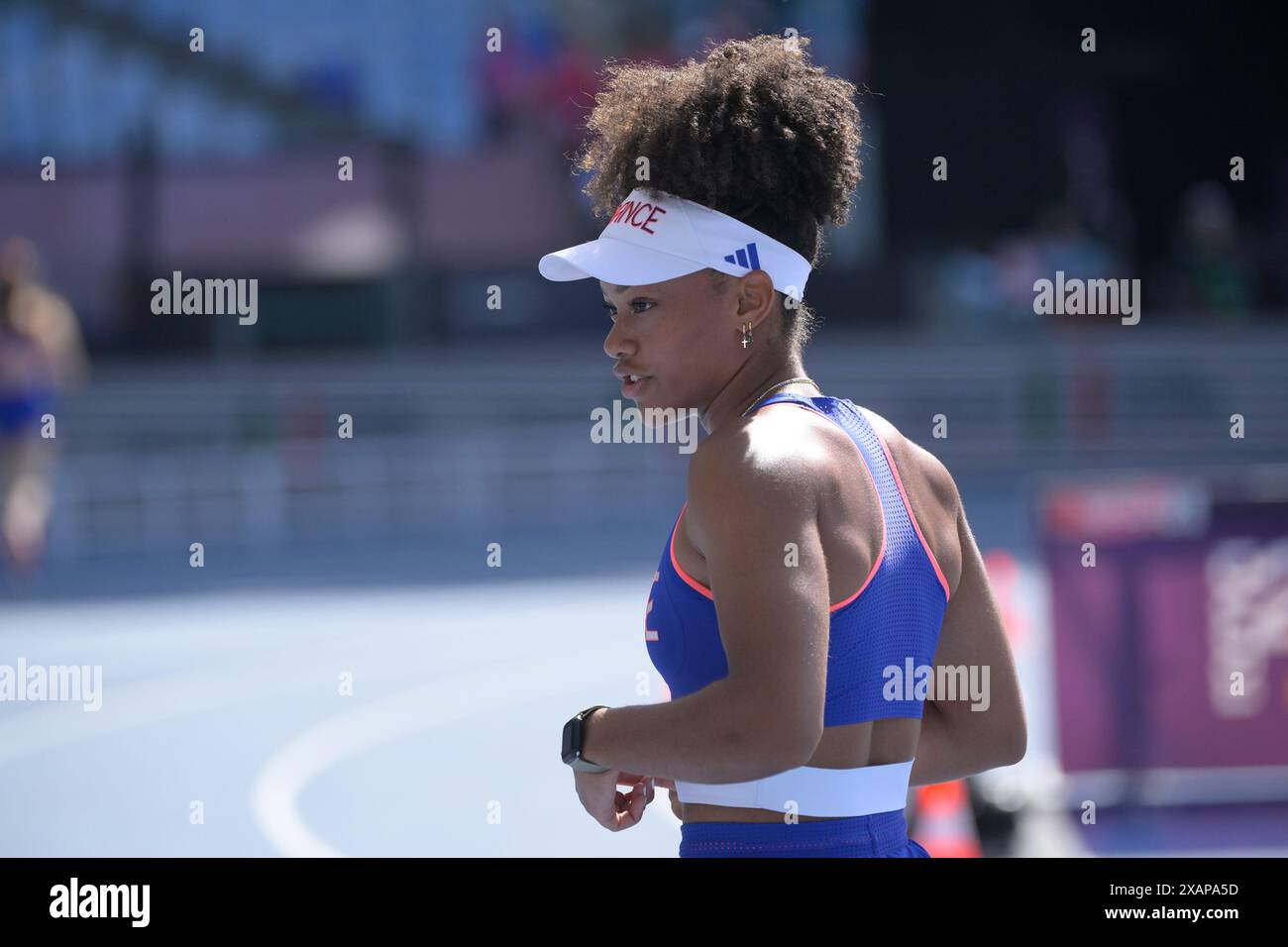 Marie julie bonnin pole vault hi-res stock photography and images - Alamy