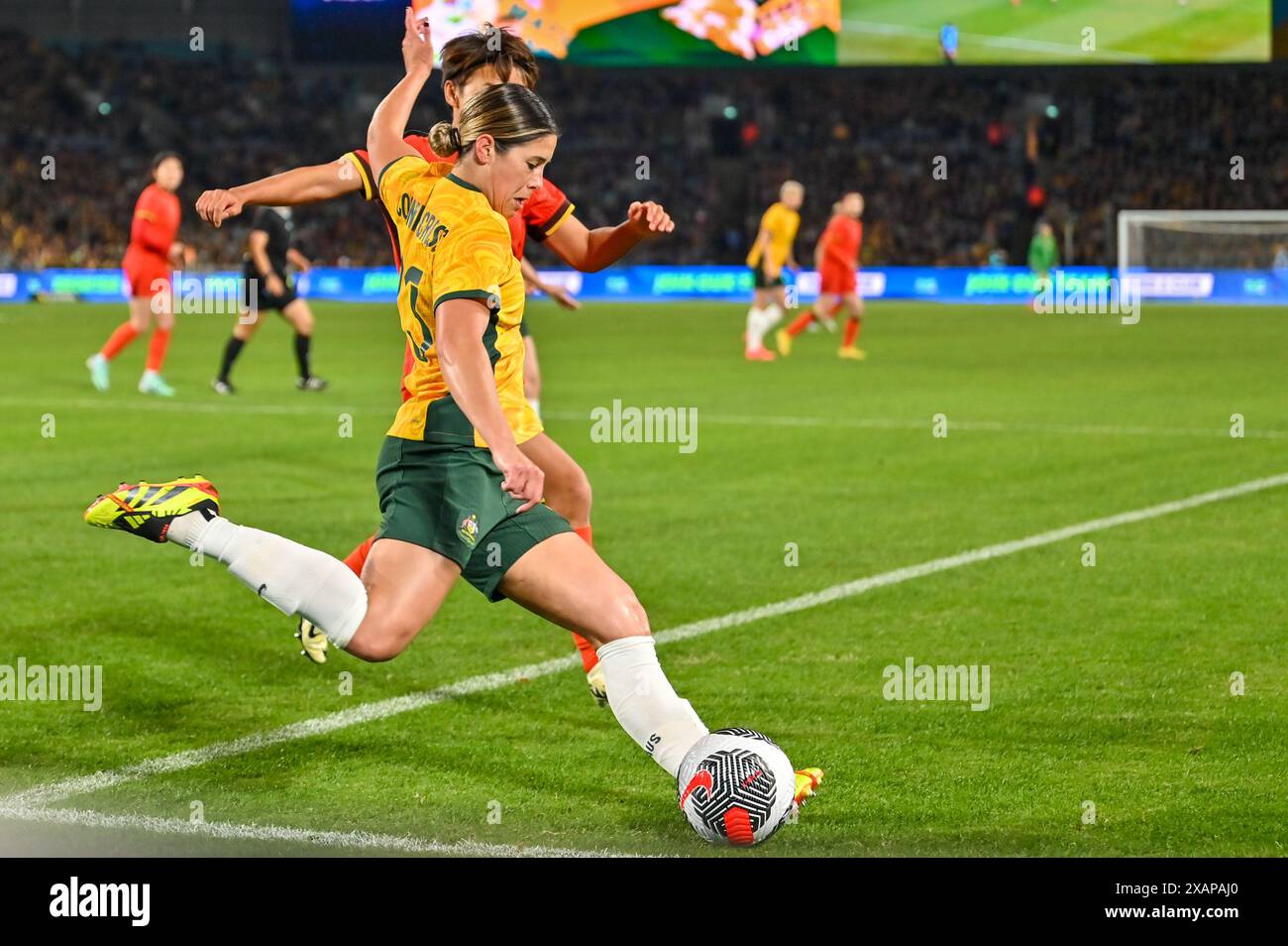 Kyra lillee cooney cross hi-res stock photography and images - Alamy