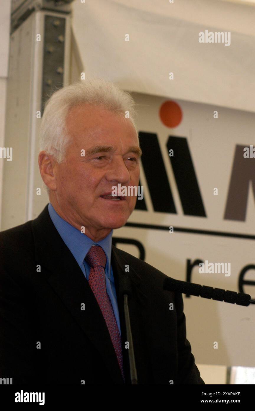 RECORD DATE NOT STATED logo,magna,stronach,frank logo,magna,stronach ...