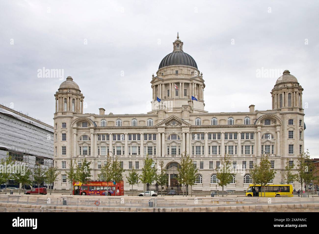 Pier head building and sight seeing tour buses at Liverpool on the ...
