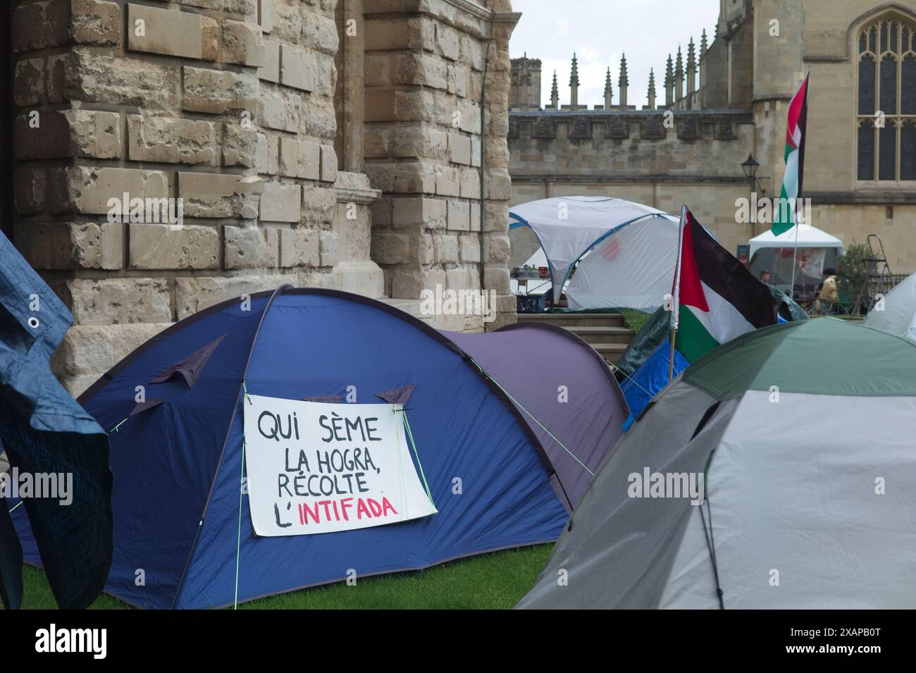 A pro-Palestinian protest outside of Oxford University’s iconic ...