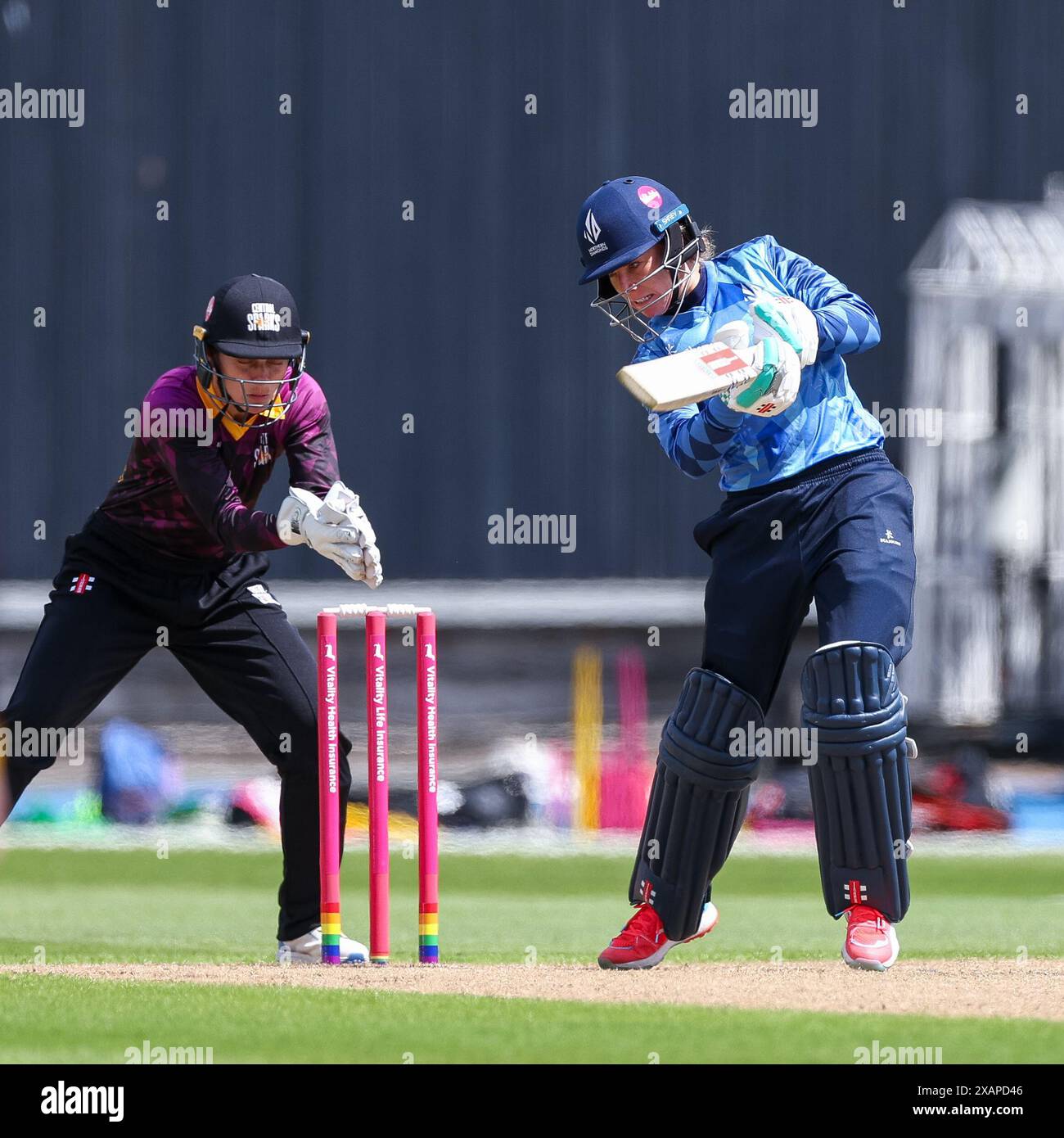 Birmingham, UK. 08th June, 2024. Lauren Winfield-Hill in action with ...