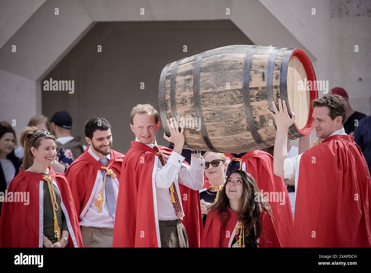 London, UK. 8th June 2024. Coopers Inter-Livery Cask Race in Guildhall ...