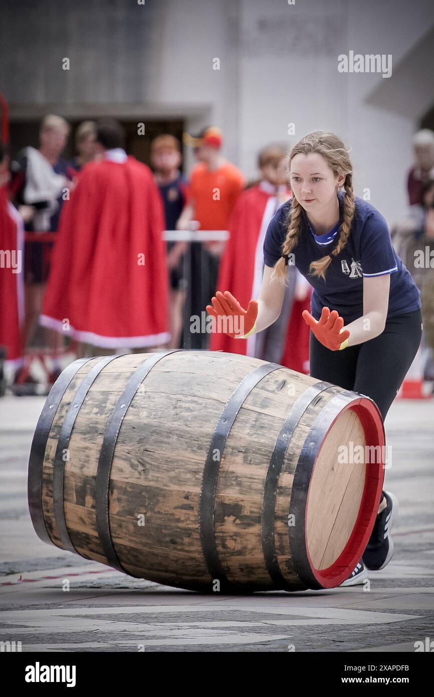London, UK. 8th June 2024. Coopers Inter-Livery Cask Race in Guildhall ...