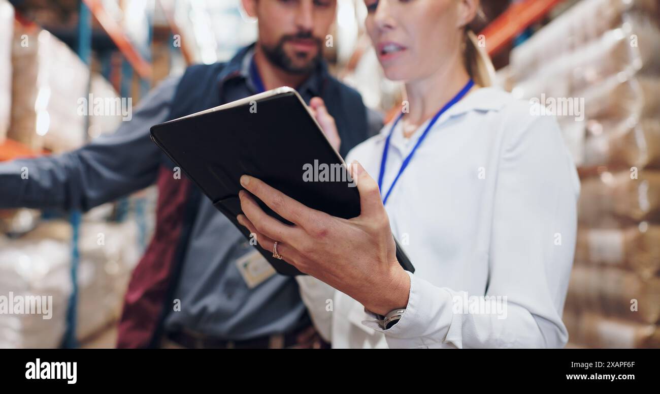 Team shipping people checklist hi-res stock photography and images - Alamy