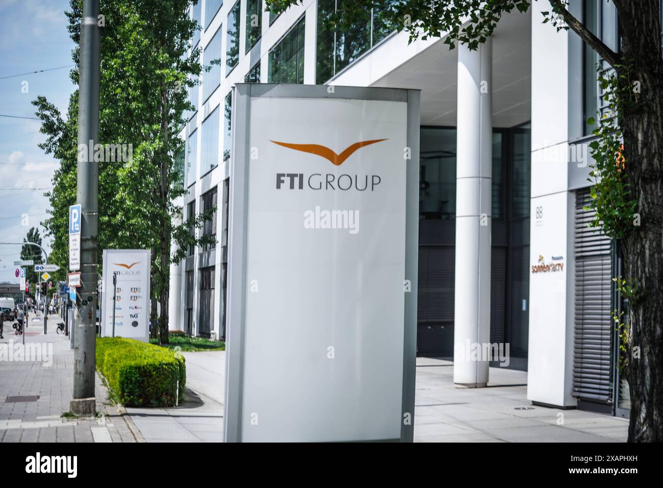 Tvg group hi-res stock photography and images - Alamy