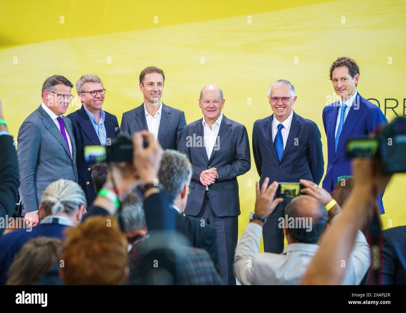 08 June 2024, Hesse, Rüsselsheim: Boris Rhein (CDU, l-r), Minister ...