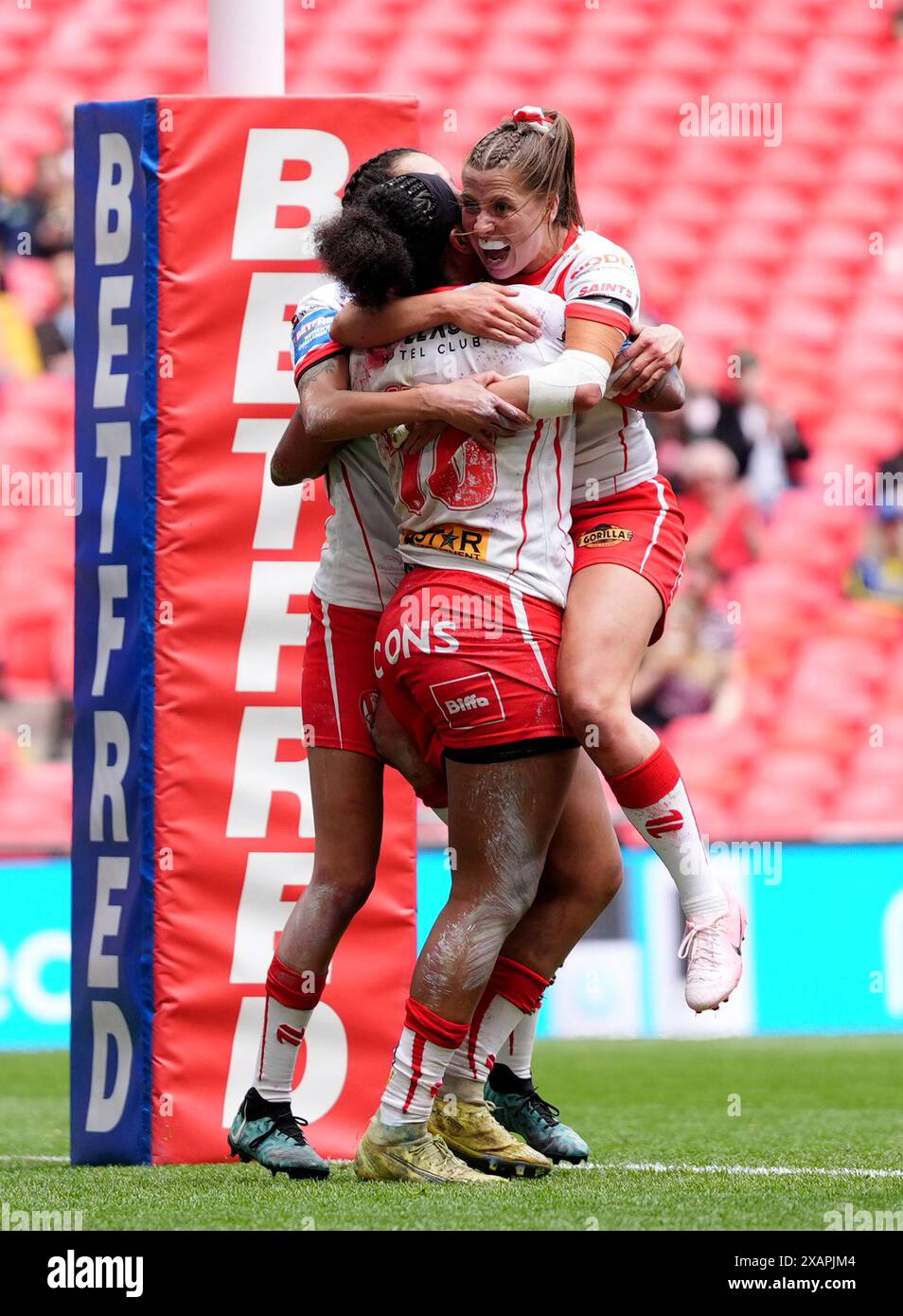 St Helens' Faye Gaskin (left) celebrates with Chantelle Crowl after ...