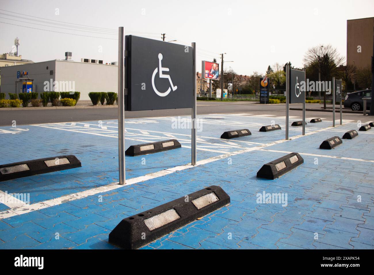 Parking space in the parking lot for the disabled Stock Photo - Alamy