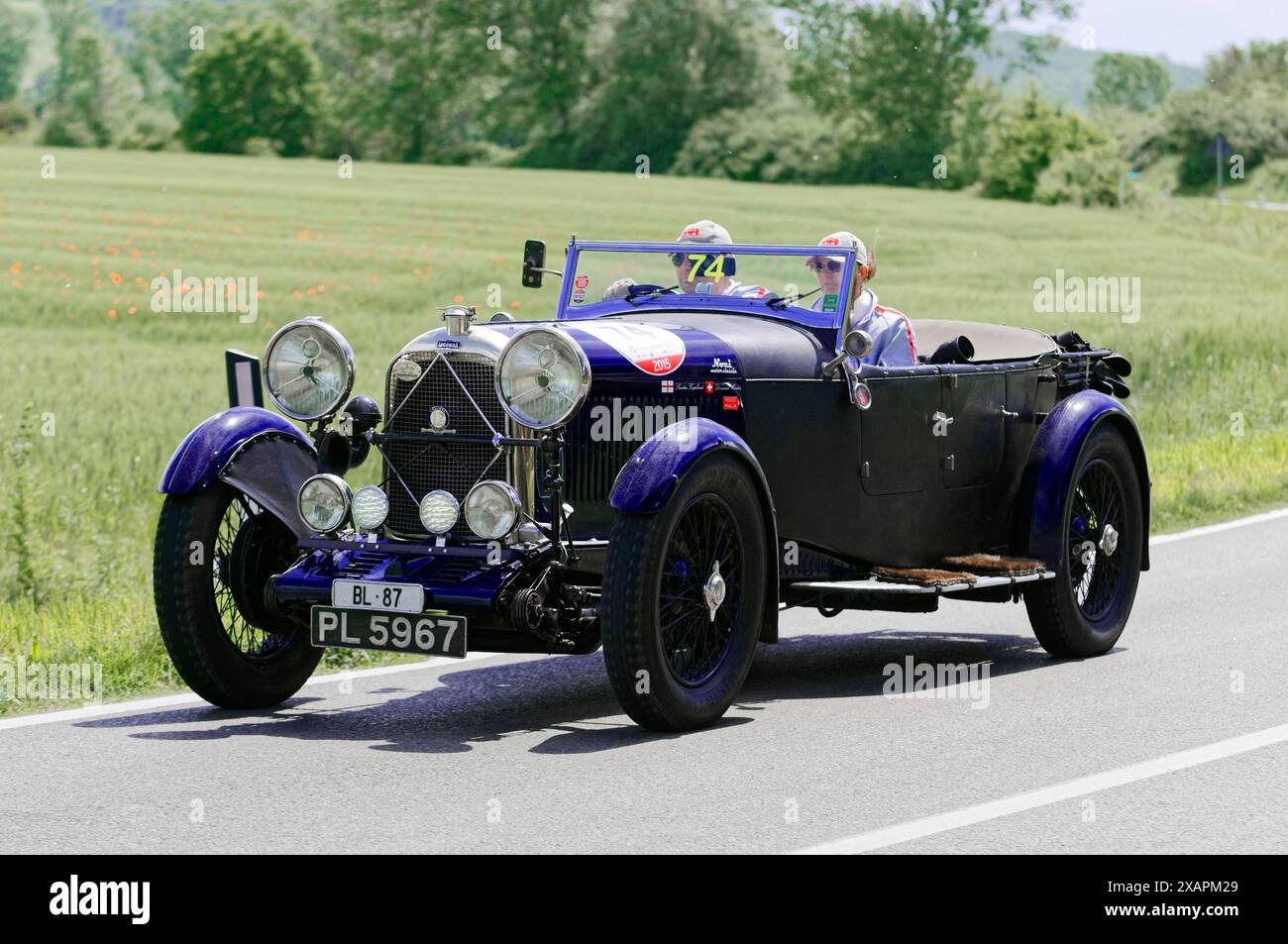 1000 passenger car hi-res stock photography and images - Alamy