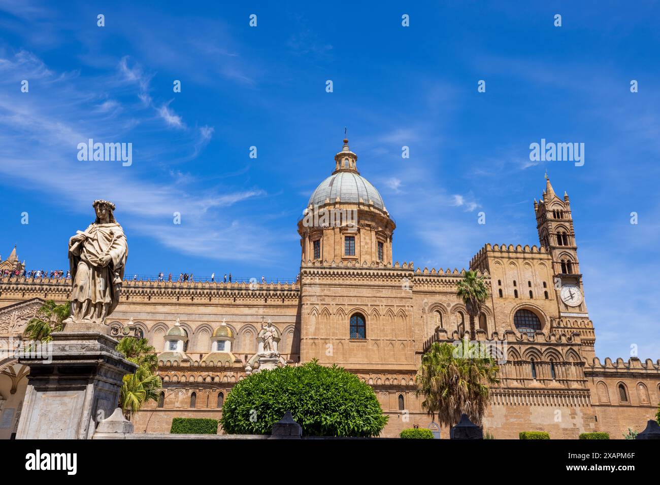 Palermo cathedral with statues of saints on the entrance gate, Palermo ...