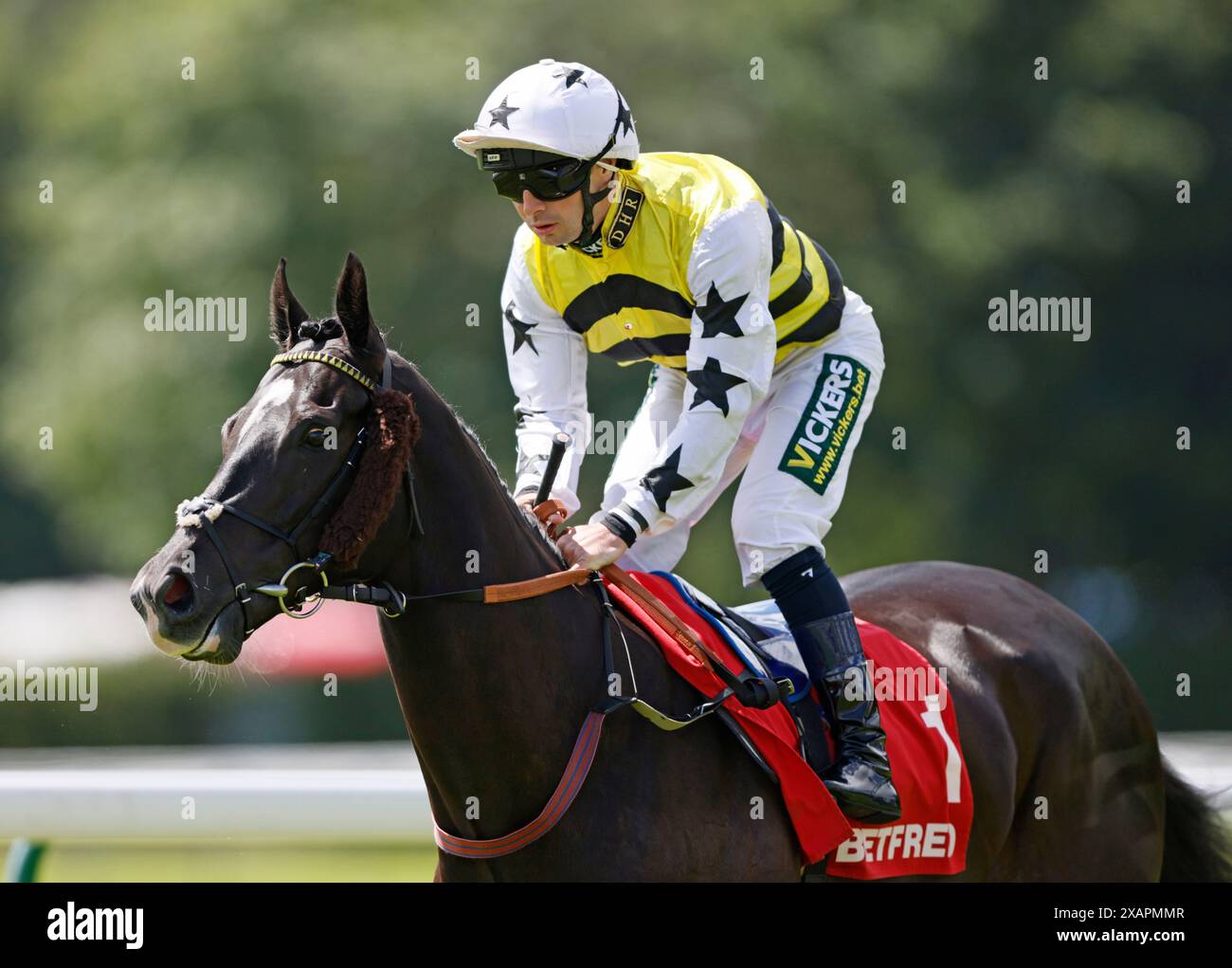 Fallings hi-res stock photography and images - Alamy