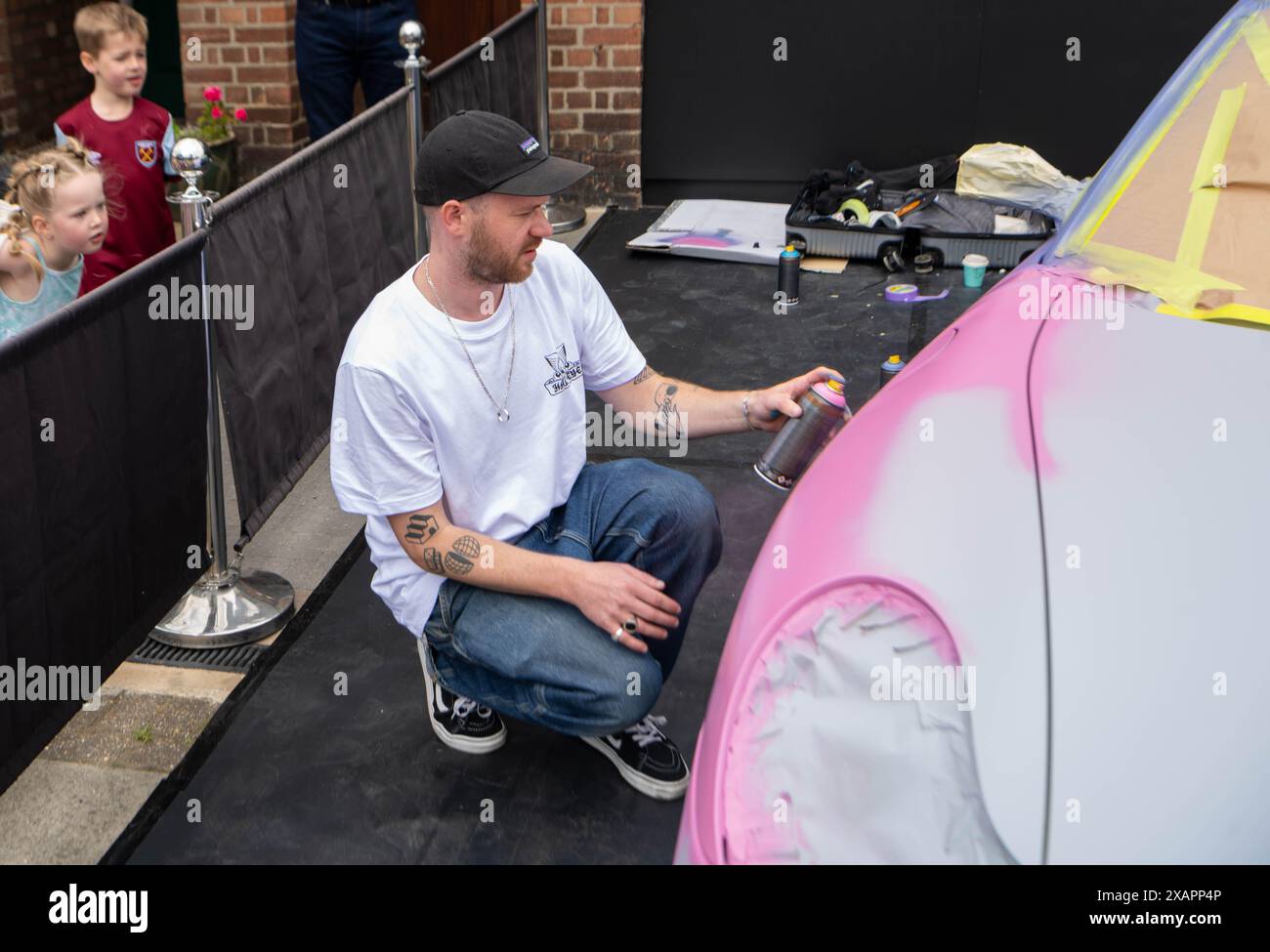 Shenfield Essex 8th Jun 2024 Renowned modern artist "Mr. Penfold" Tim ...