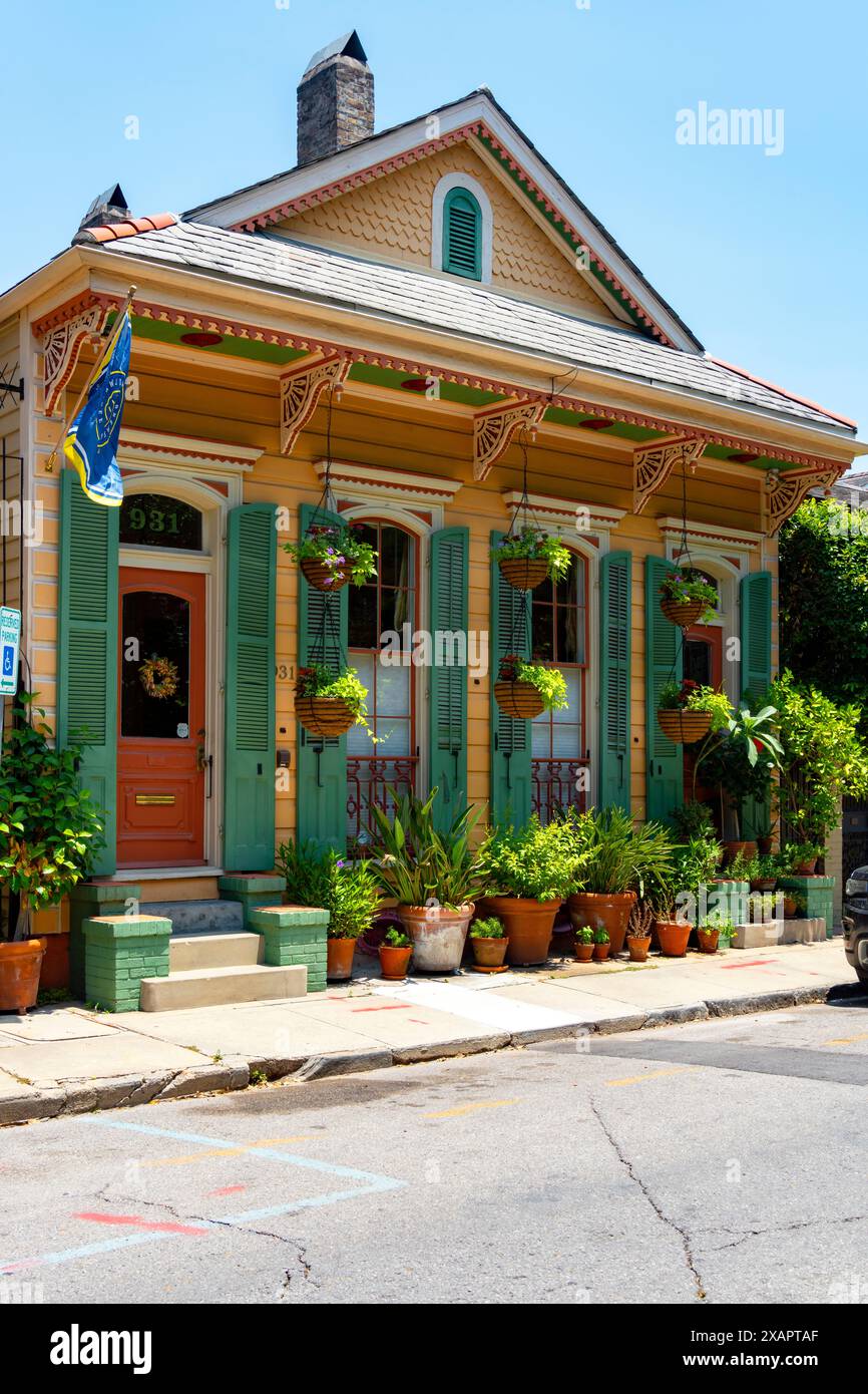 Italianate style townhouse, in French Quarter, New Orleans’ historic ...