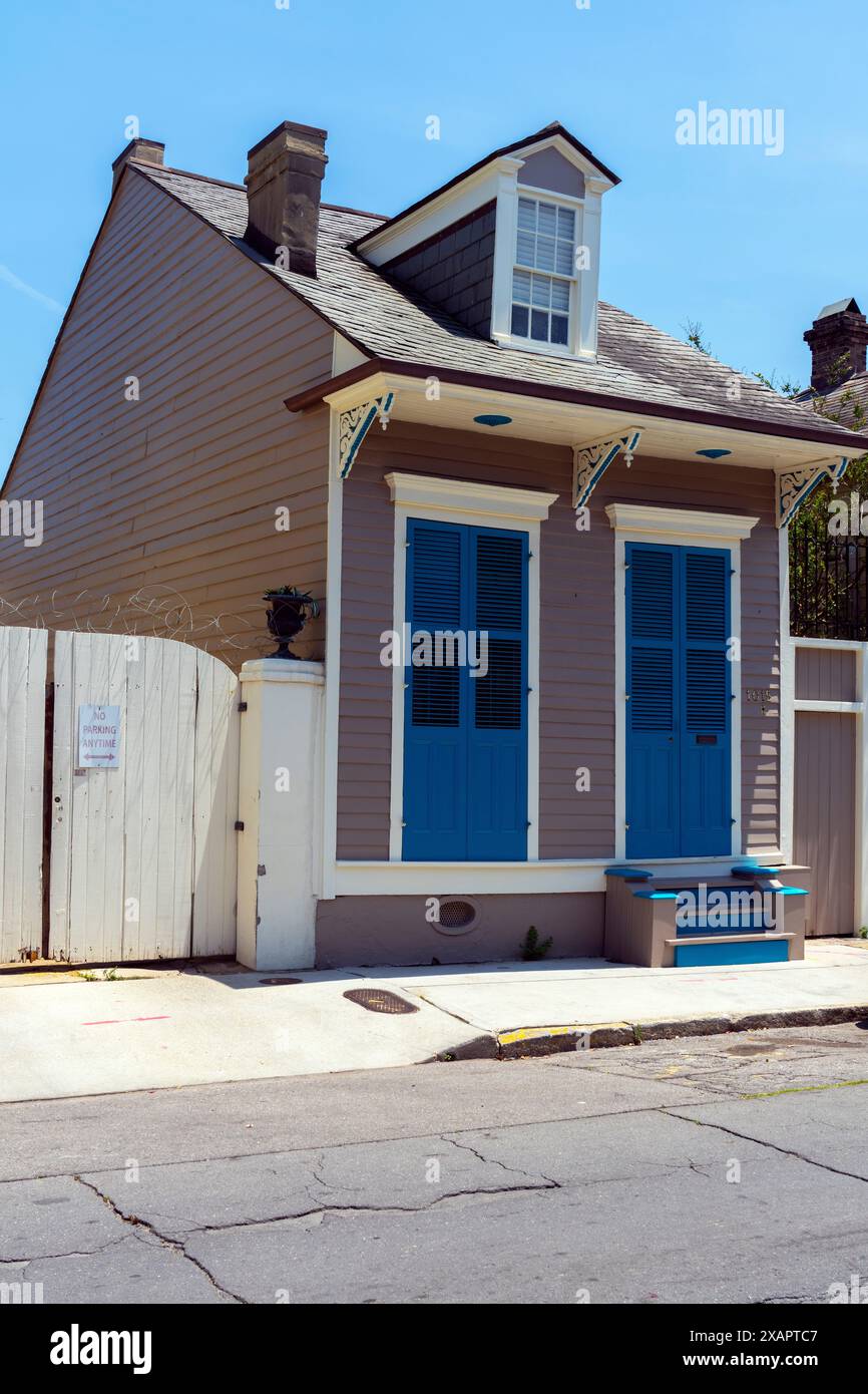 Shotgun type house in French Quarter, Rue St, Ann, New Orleans ...