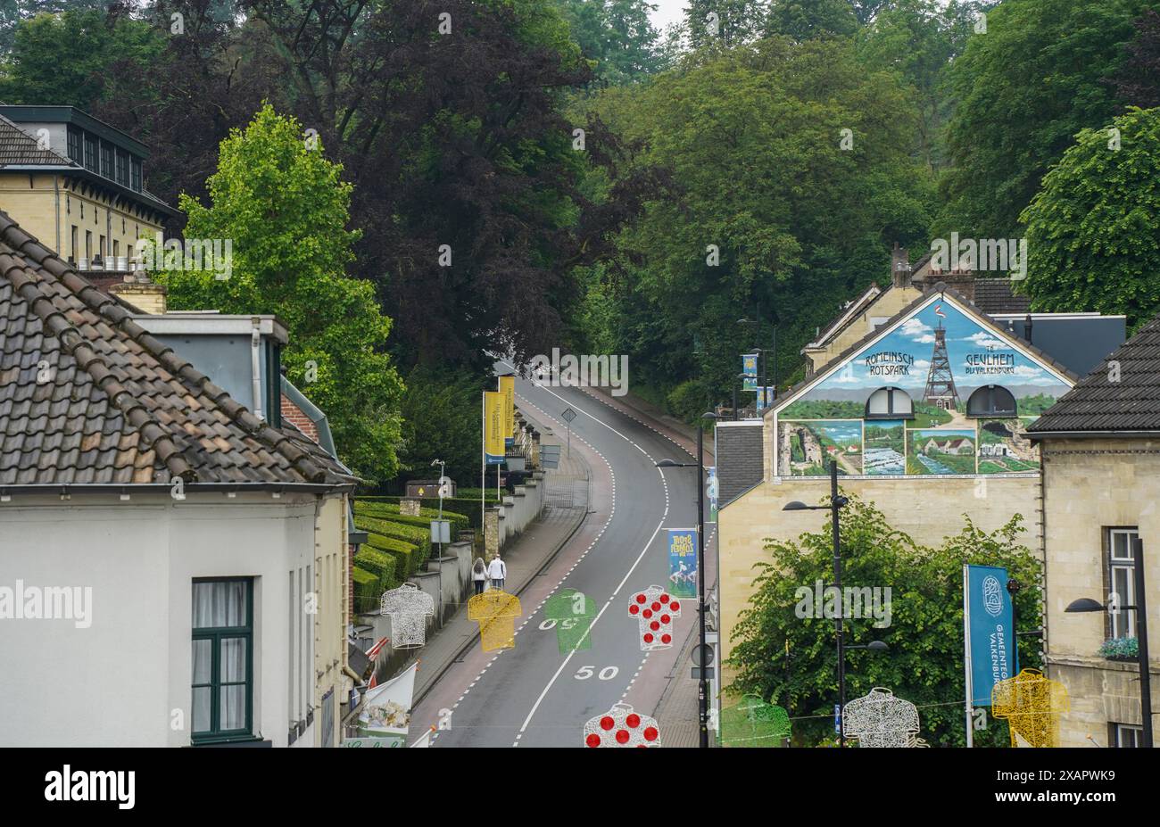 Cauberg, Valkenburg aan de Geul, authentic marlstone houses, Limburg ...