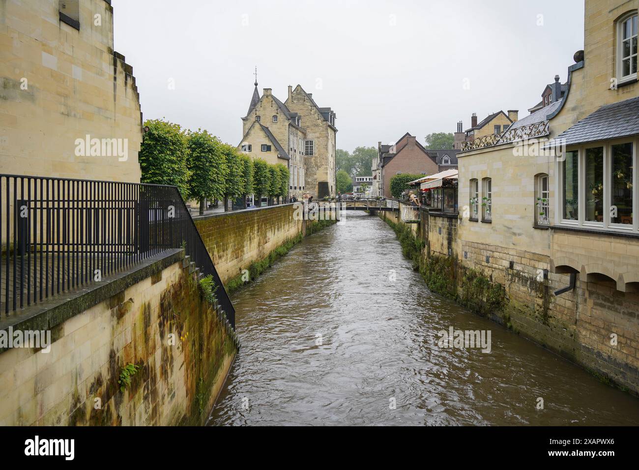 Canal de Geul in the old town of Valkenburg. Valkenburg aan de Geul in ...