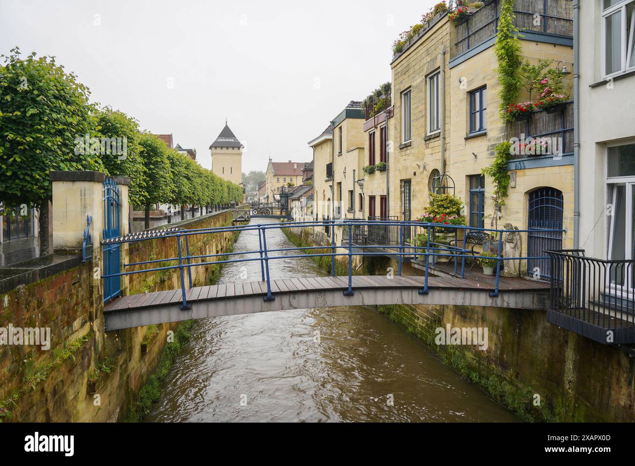Canal de Geul in the old town of Valkenburg. Valkenburg aan de Geul in ...