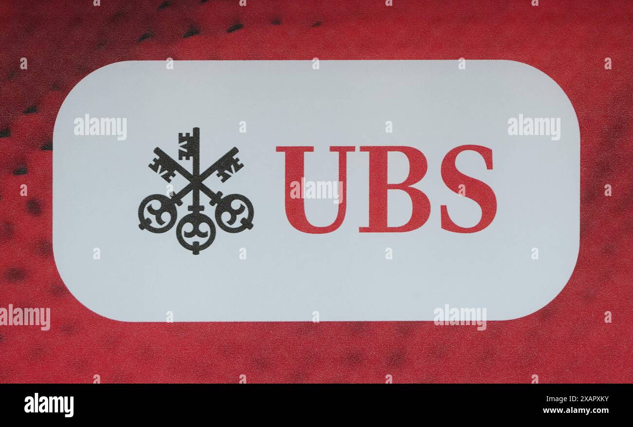 Anton Geisser 07.06.2024 Schweiz. Bild : Bank UBS Logo Schriftzug ...