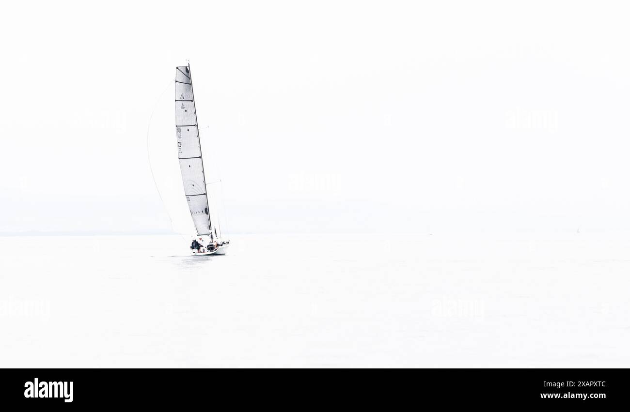 Crew boat racing Cut Out Stock Images & Pictures - Alamy