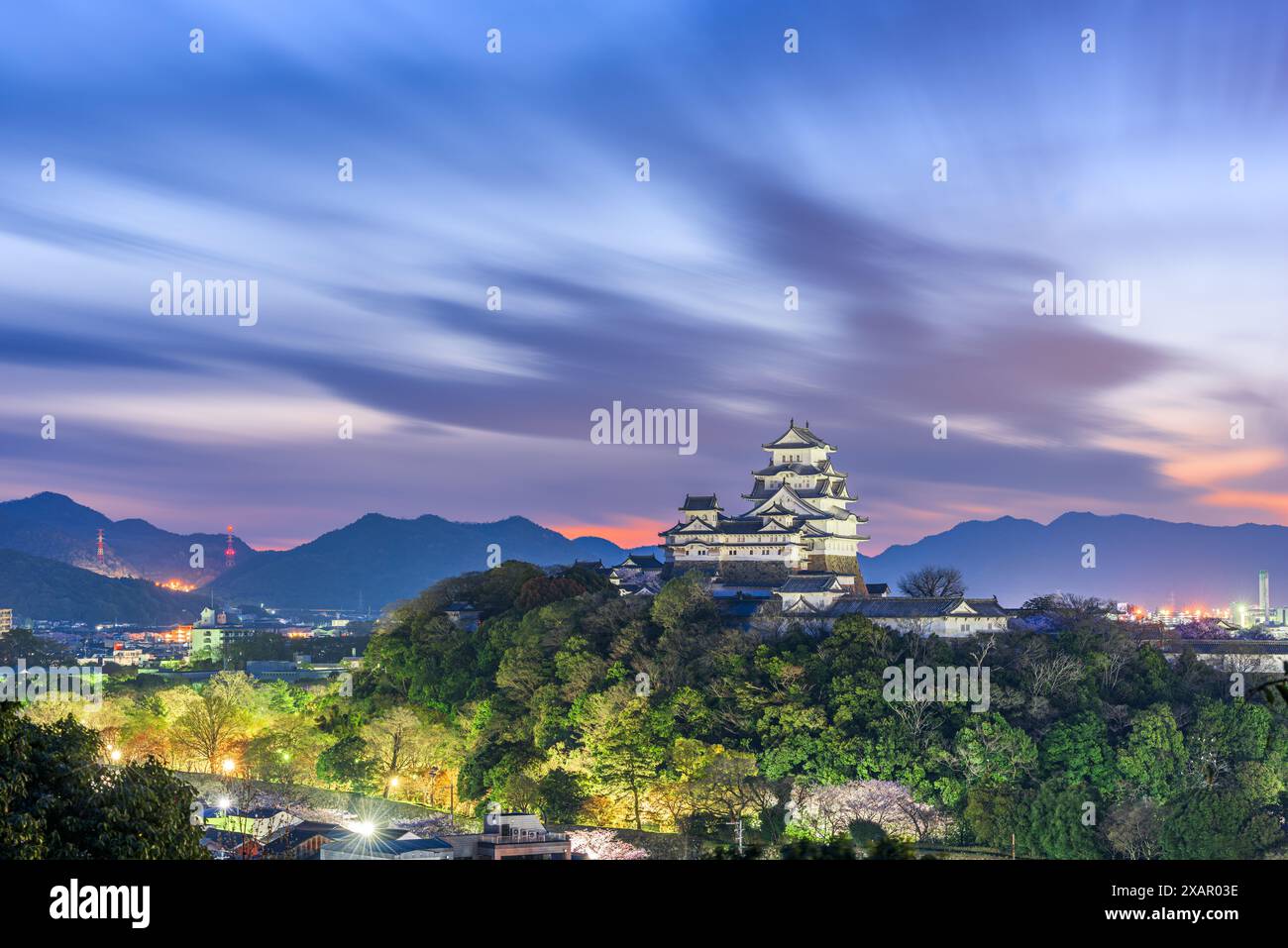 Famous japanese castle hi-res stock photography and images - Alamy